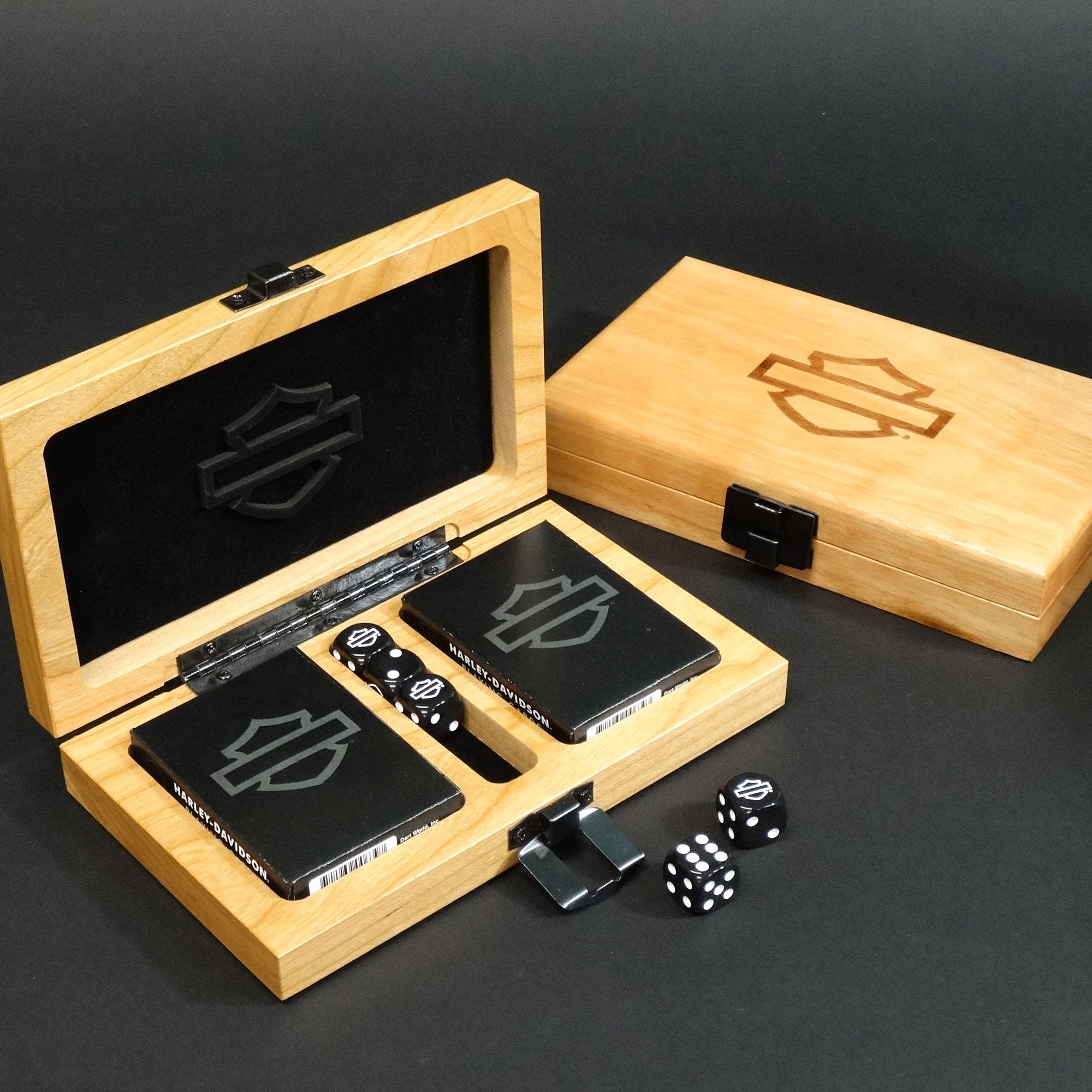 H-D Deluxe 2 in 1 Game Set Double Card Deck / Dice – West Coast Harley ...